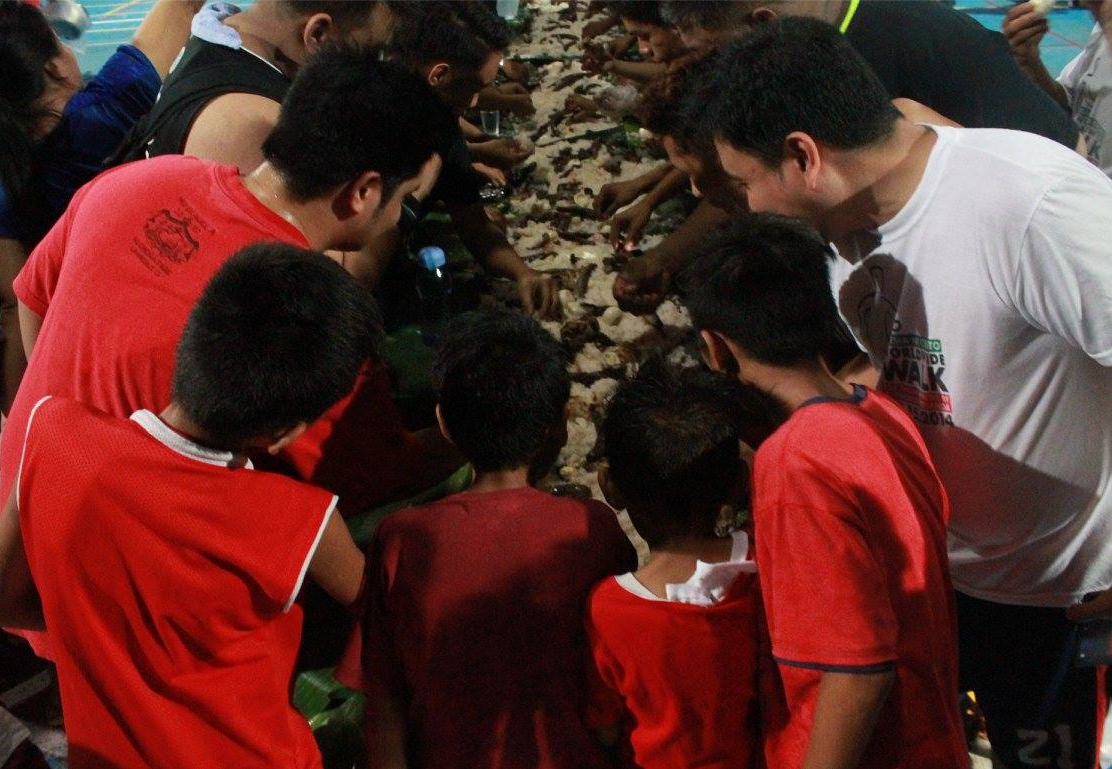 The boodle fight – Eagle News