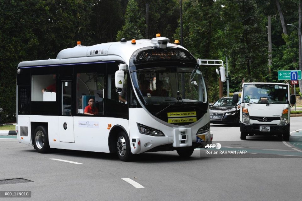 Singapore to trial driverless buses booked with an app – Eagle News