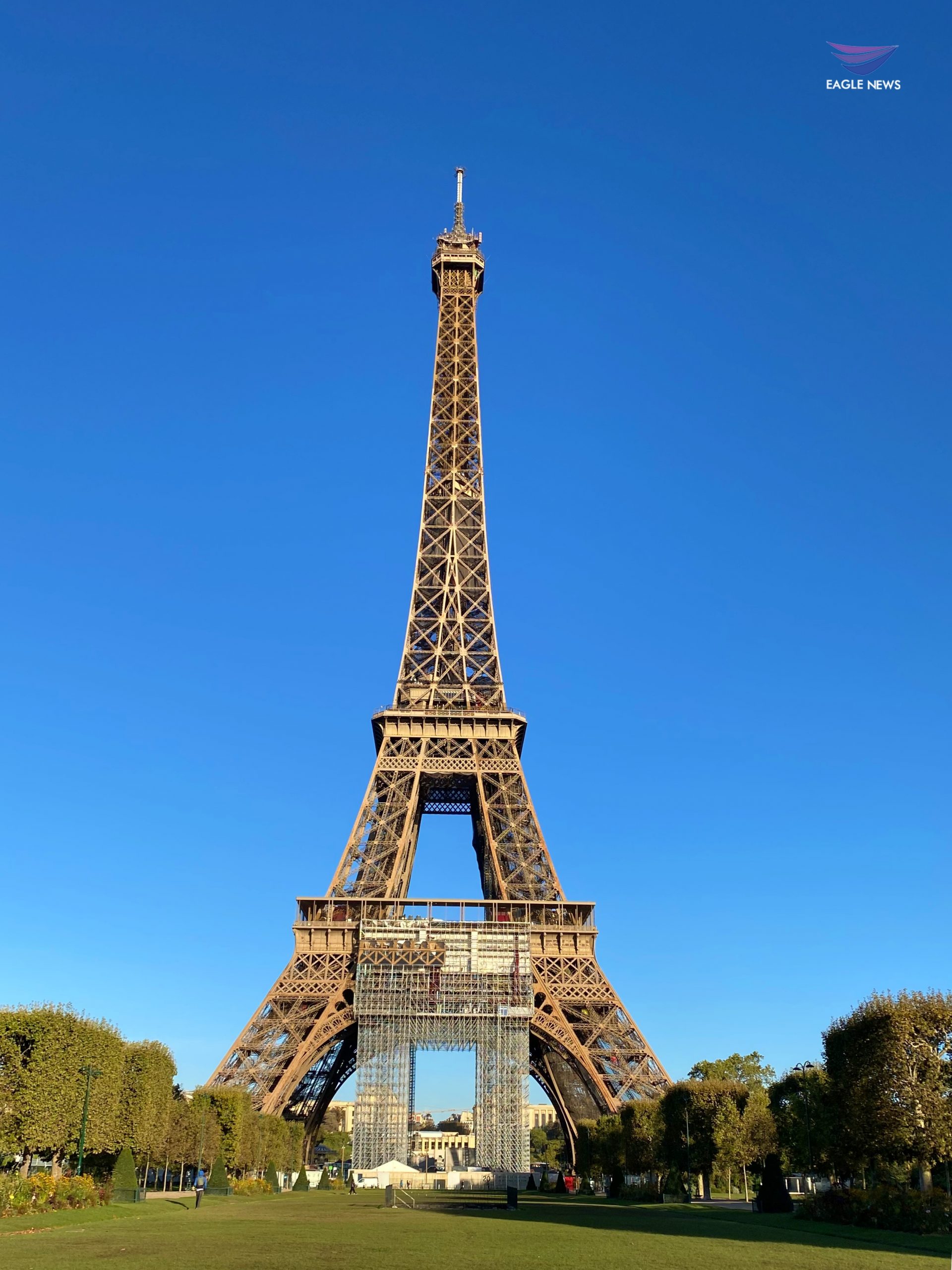 #EBCphotography: The Eiffel Tower – Eagle News